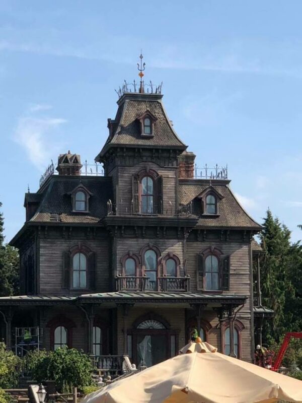 Disneyland : Le Nouveau Phantom Manor se dévoile ! - FireTeaM.Fr